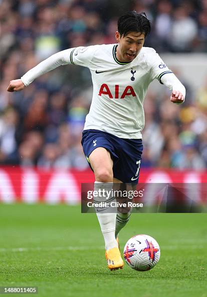 Son Heung Min Of Tottenham Hotspur Runs With The Ball During The