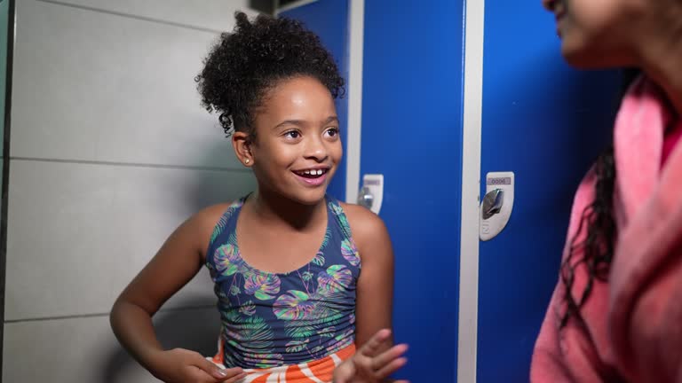 169 Girls In Locker Room Stock Videos Footage And 4k Video Clips Getty Images