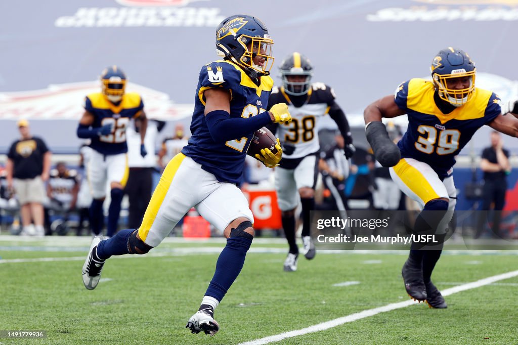 Kyree Woods Of The Memphis Showboats Returns The Ball After News