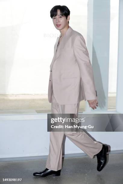 Park Sung Hoon Actor Photos And Premium High Res Pictures Getty Images