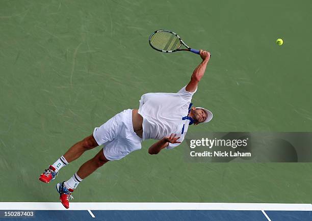 Andy Roddick Serve Photos And Premium High Res Pictures Getty Images
