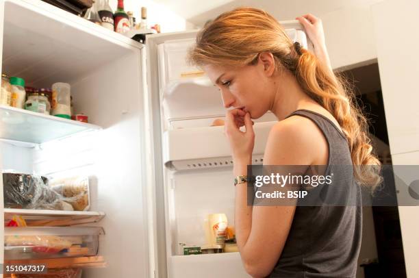 Anorexia Food Photos And Premium High Res Pictures Getty Images