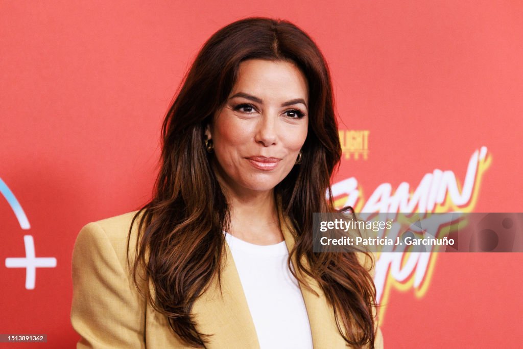 Eva Longoria Attends Flamin Hot La Historia De Los Cheetos News