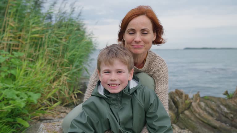 Mother Son Shower Videos And Hd Footage Getty Images