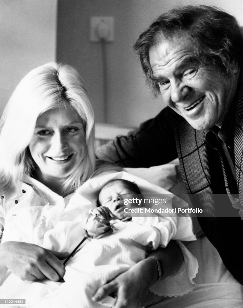 Lionel Stander With His Sixth Wife Stephanie And The Young Jennifer