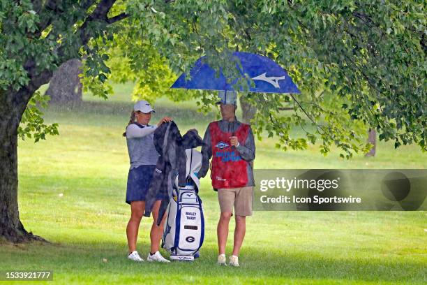 Bailey Tardy Photos And Premium High Res Pictures Getty Images