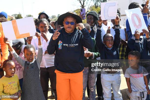 1,110 Sihle Zikalala Stock Photos, High-Res Pictures, and Images ... 1,110 Sihle Zikalala Stock Photos, High-Res Pictures, and Images ...