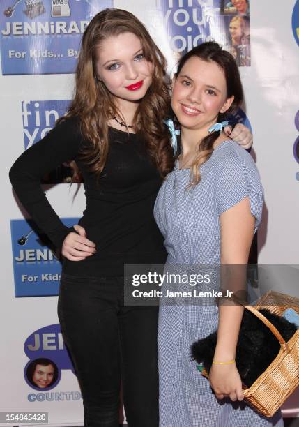 The Jennifer Smart Foundation Photos And Premium High Res Pictures Getty Images