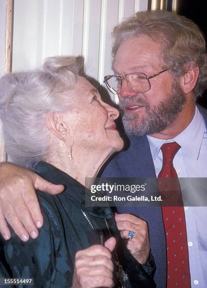 Actress Helen Hayes And Son Actor James Macarthur Attend 89th News Photo Getty Images