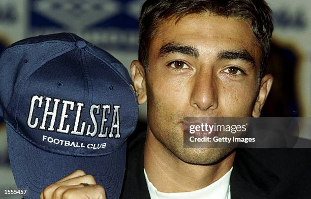 3,022 Roberto Di Matteo Chelsea Stock Photos, High-Res Pictures, and ... 3,022 Roberto Di Matteo Chelsea Stock Photos, High-Res Pictures, and ...