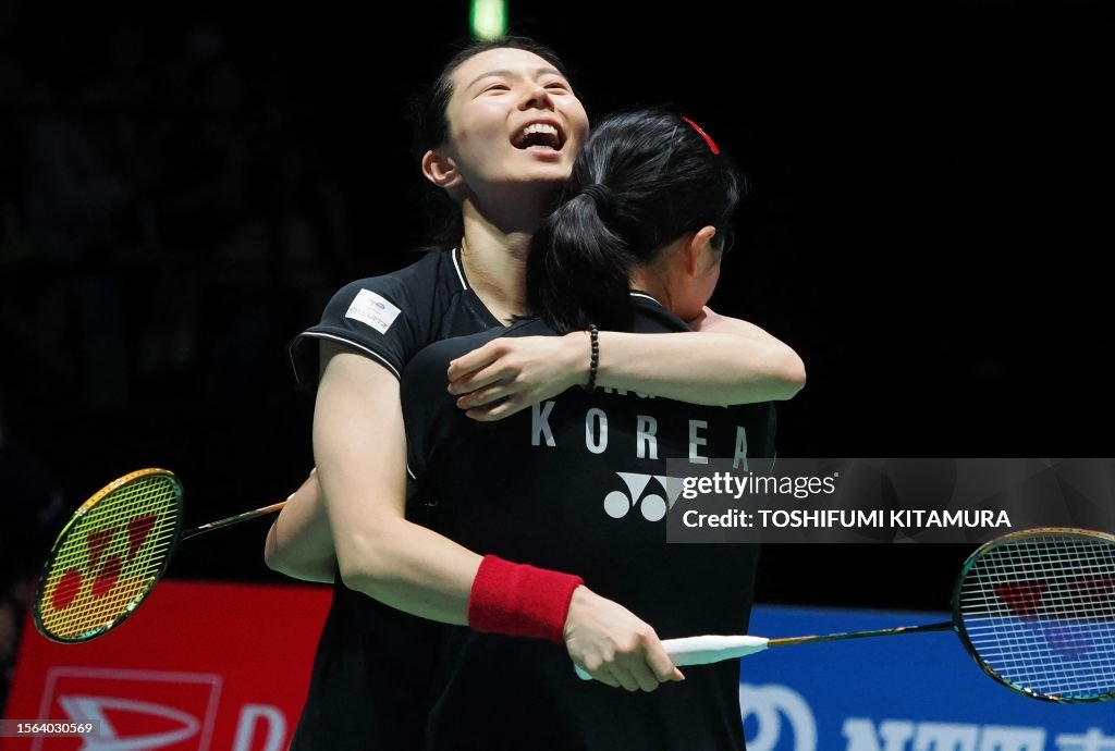 Kim So Yeong And Kong Hee Yong Of South Korea Celebrate After Beating News Photo Getty Images