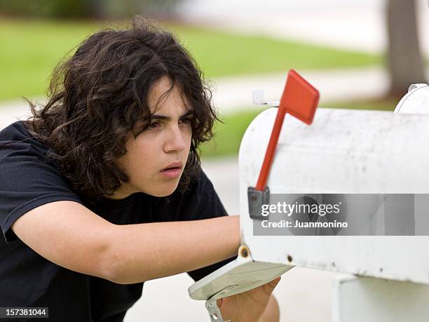Intruder Detection Fotografías E Imágenes De Stock Getty Images