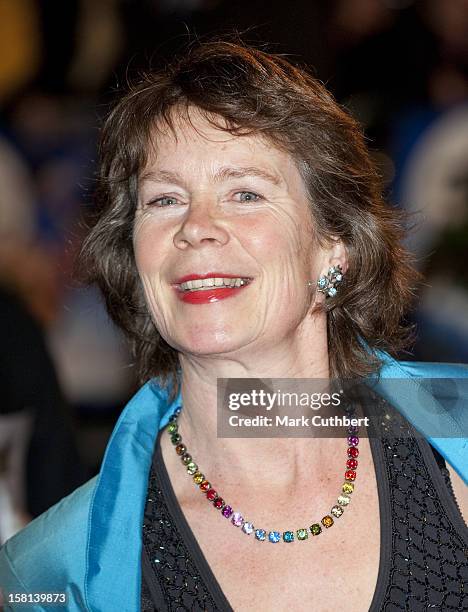 Celia Imrie Nanny Mcphee Photos Et Images De Collection Getty Images