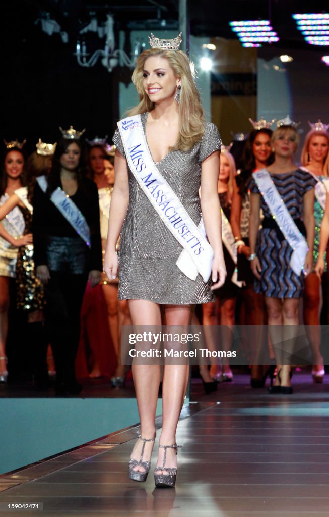 Miss Massachusetts Taylor Kinzler Introduced At The 2013 Miss America