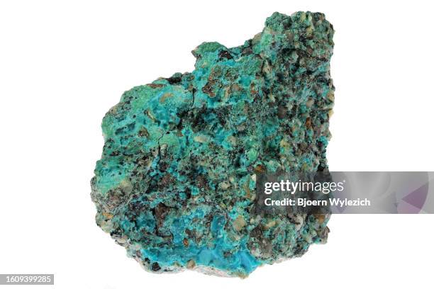 Cobalt's Role in Modern Technology and Its Extraction in the DRC