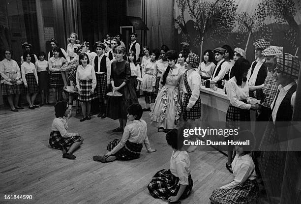 Brigadoon Musical Photos And Premium High Res Pictures Getty Images