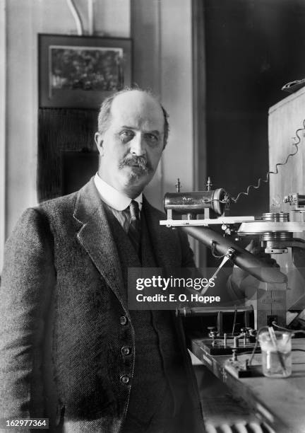 William Henry Chemist Photos And Premium High Res Pictures Getty Images