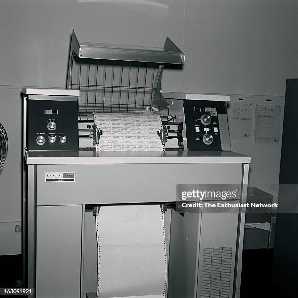 Univac Computer Photos And Premium High Res Pictures Getty Images