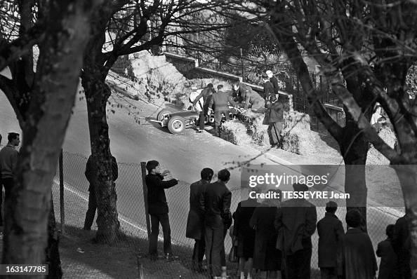 Pau Grand Prix 1967. En France, à Pau, en avril 1967 lors du Grand ... Pau Grand Prix 1967. En France, à Pau, en avril 1967 lors du Grand ...