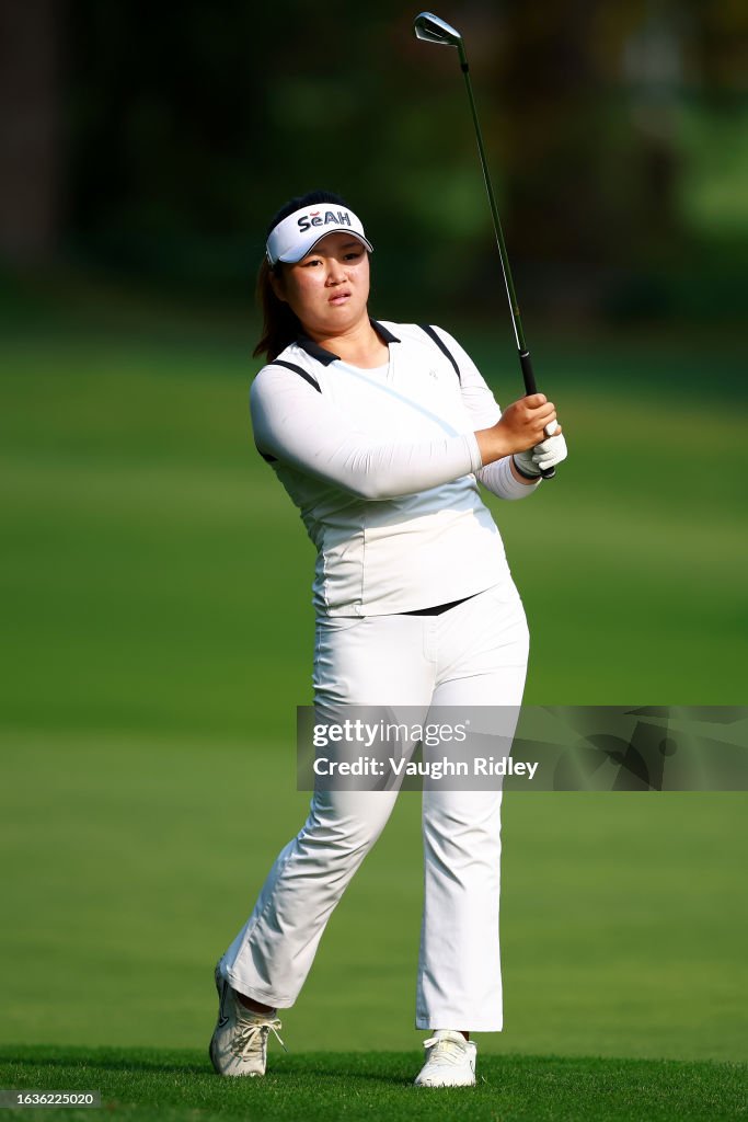 Soo Bin Joo Of South Korea Plays An Approach Shot On The Seventh Hole News Photo Getty Images