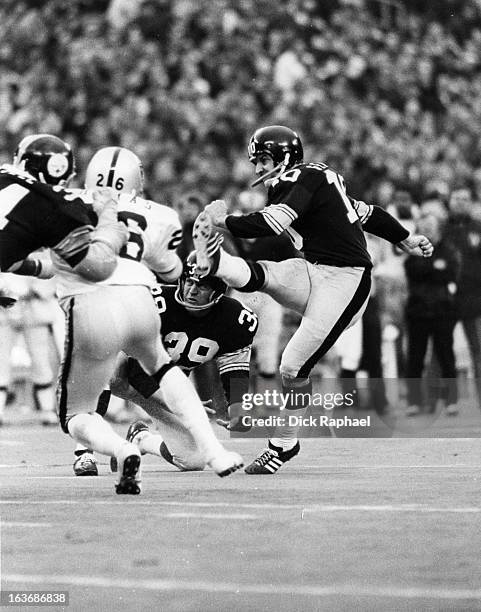 Pittsburgh Steelers Bobby Walden Photos and Premium High Res Pictures ... Pittsburgh Steelers Bobby Walden Photos and Premium High Res Pictures ...