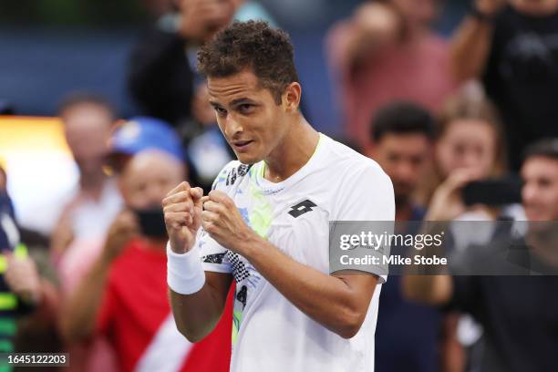 1 265 Juan Pablo Varillas Photos And High Res Pictures Getty Images