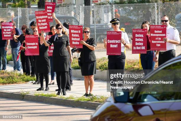 United Airlines Strike Photos And Premium High Res Pictures Getty Images