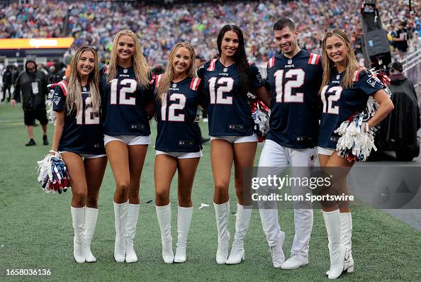 Patriots Cheerleaders Honor Tom Brady During A Game Between The New