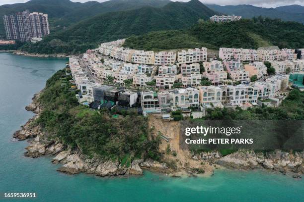 The Peninsula Hong Kong Photos And Premium High Res Pictures Getty Images