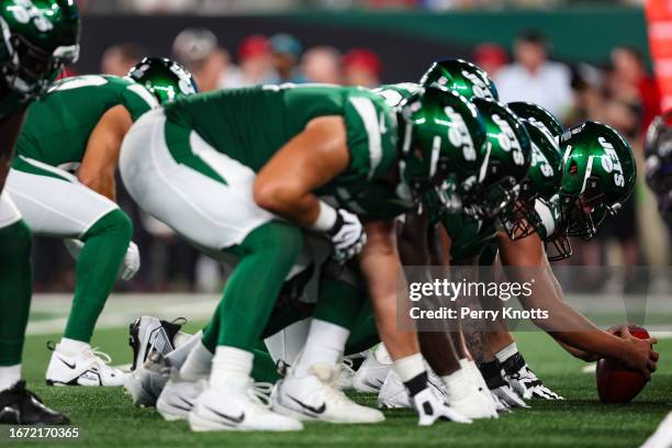 New York Jets Offense Photos and Premium High Res Pictures - Getty Images New York Jets Offense Photos and Premium High Res Pictures - Getty Images