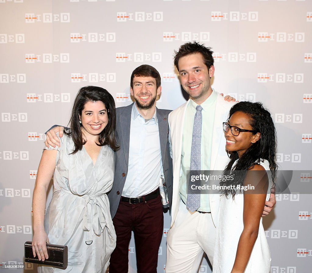 Amanda Moskowitz, Brad Hargreaves, Alexis Ohanian and Sabriya Stukes ... Amanda Moskowitz, Brad Hargreaves, Alexis Ohanian and Sabriya Stukes ...
