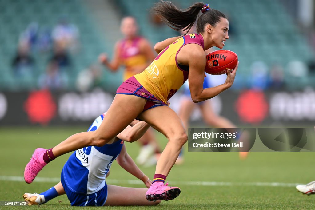 Jade Ellenger Of The Lions Runs The Ball During The Round Four Aflw