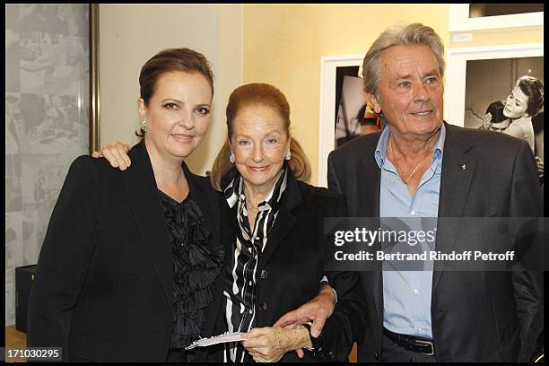 76 Yul Brynner Family Stock Photos, High-Res Pictures, and Images ... 76 Yul Brynner Family Stock Photos, High-Res Pictures, and Images ...