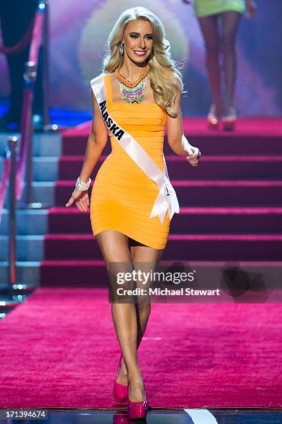 73 Melissa Mckinney Photos And High Res Pictures Getty Images
