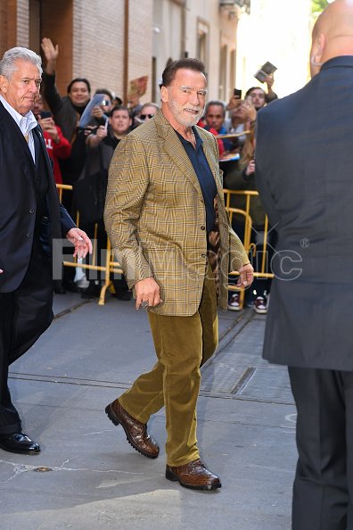 Arnold Schwarzenegger seen leaving The View morning show at the ABC ... Arnold Schwarzenegger seen leaving The View morning show at the ABC ...