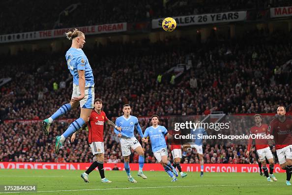 Erling Haaland Of Manchester City Scores Their 2nd Goal During The