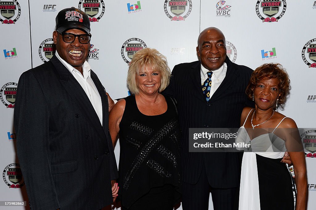 Former boxer Leon Spinks, his wife Brenda Spinks, former boxer Earnie ... Former boxer Leon Spinks, his wife Brenda Spinks, former boxer Earnie ...