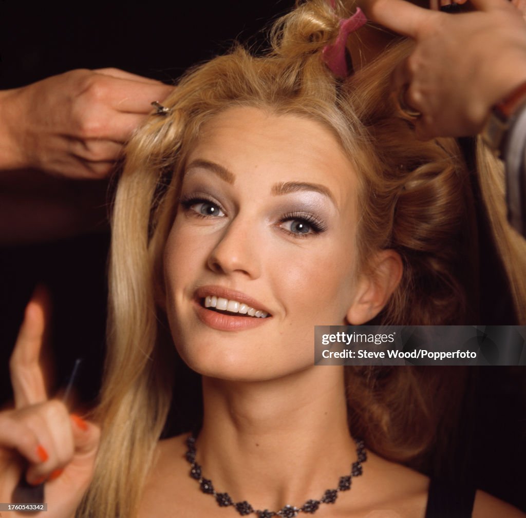 Karen Mulder 2024 Gena Cinderella