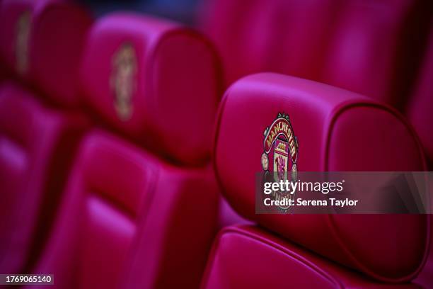 Manchester United Dug Out Photos And Premium High Res Pictures Getty