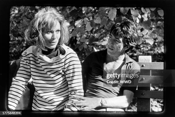 Dustin Hoffman 1975 Photos and Premium High Res Pictures - Getty Images Dustin Hoffman 1975 Photos and Premium High Res Pictures - Getty Images