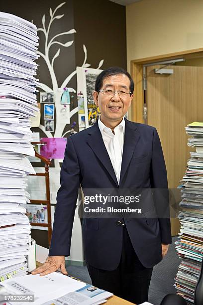 Seoul Mayor Park Won Soon Interview Stock Fotos Und Bilder Getty Images