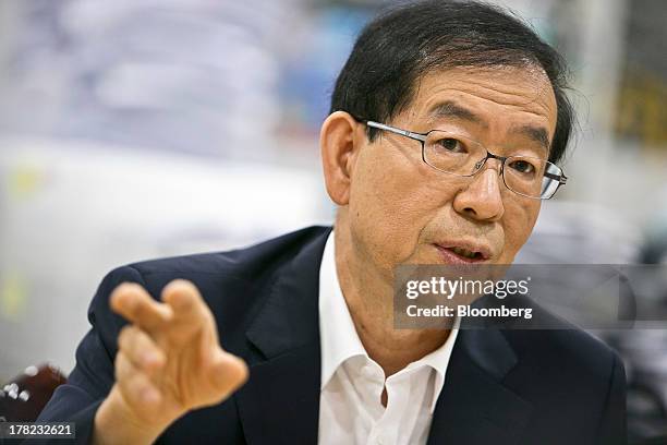 Seoul Mayor Park Won Soon Interview Photos And Premium High Res
