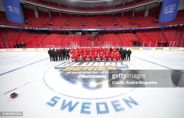 1,277 Detroit Red Wings Team Practice Stock Photos, High-Res Pictures ... 1,277 Detroit Red Wings Team Practice Stock Photos, High-Res Pictures ...