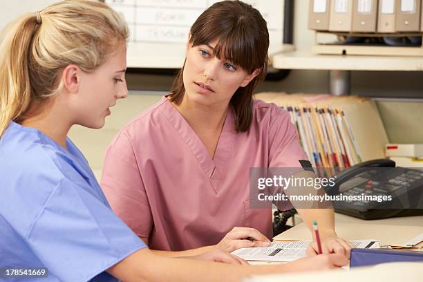 How Mobile-Friendly CEU Courses Benefit Busy Nurses