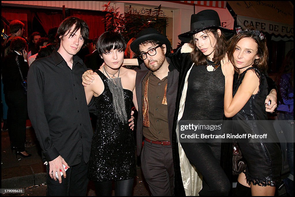 Irina Lazareanu Sean Lennon Charlotte Kemp Muhl And Laetitia Crahay News Photo Getty Images