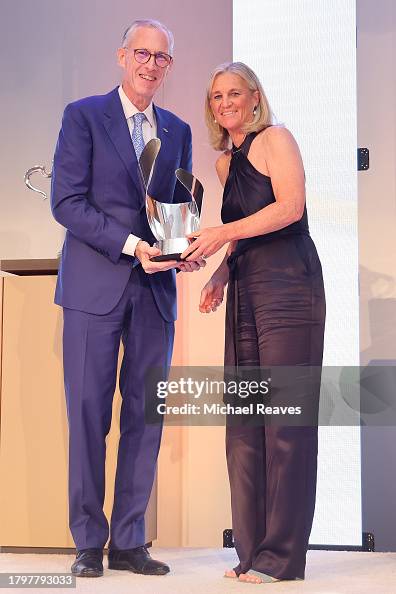 Dow Ceo Jim Fitterling Poses With Lpga Commissioner Mollie Marcoux News Photo Getty Images