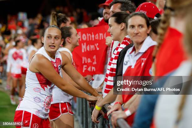 Sydney Swans Photos And Premium High Res Pictures Getty Images