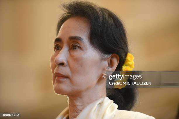 Laureate Aung San Suu Kyi Photos And Premium High Res Pictures Getty