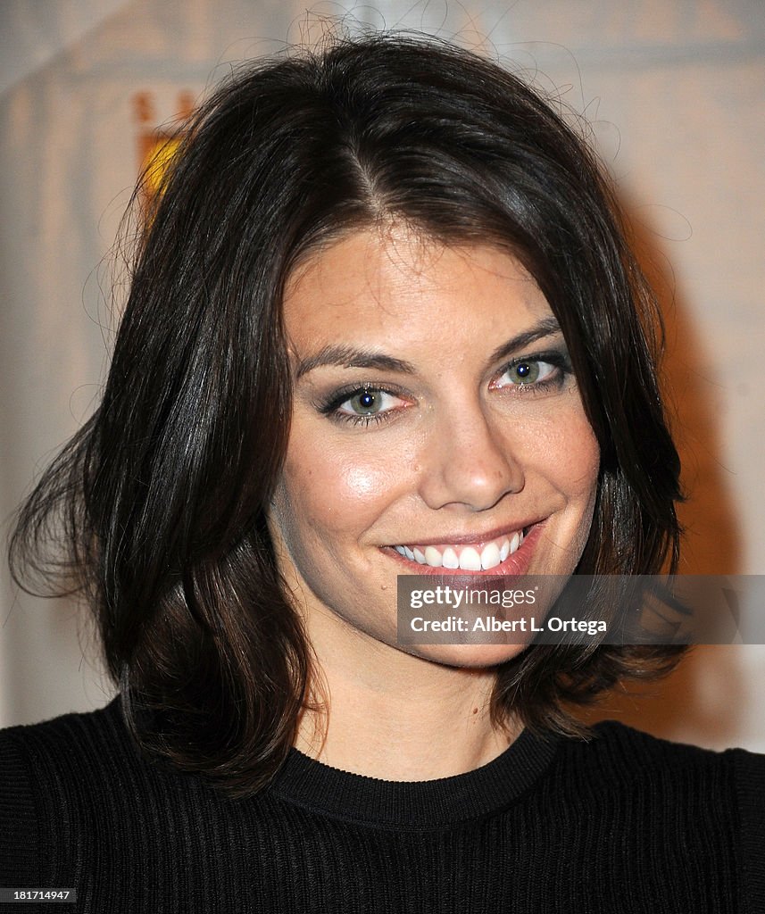 Actress Lauren Cohan Attends Amcs The Walking Dead Panel As Part