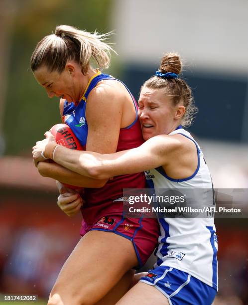 Jennifer Dunne Photos And Premium High Res Pictures Getty Images